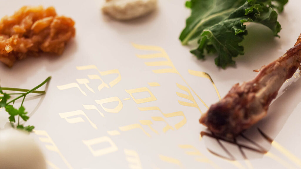 Seder Plate Gold - Jewish Judaica by MI POLIN